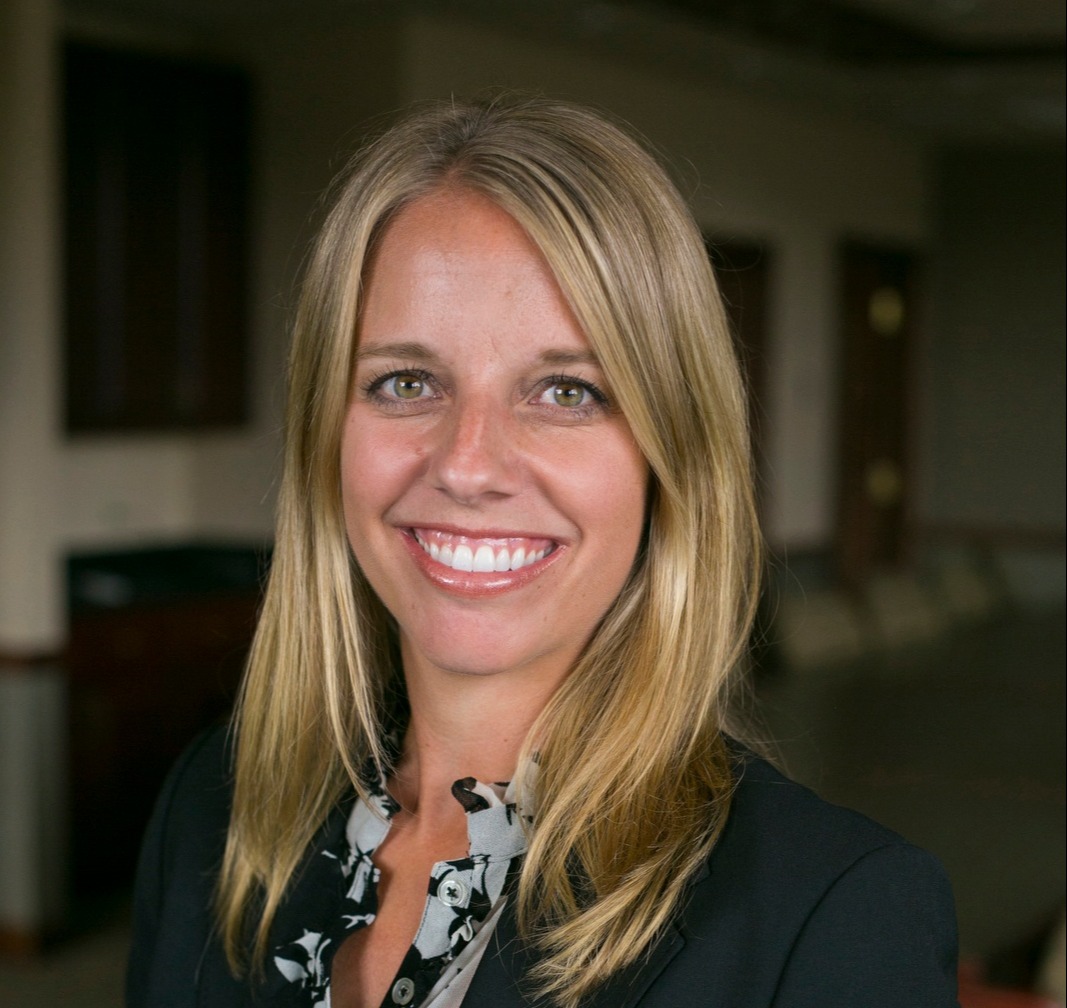 Diana Schmidt Earns Associate in Captive Insurance (ACI)
